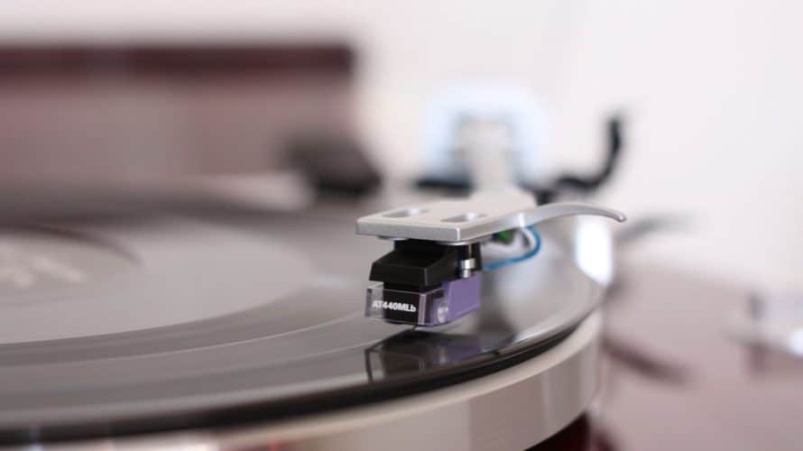 How To Set Up A Record Player (Easy Step-By-Step Guide)