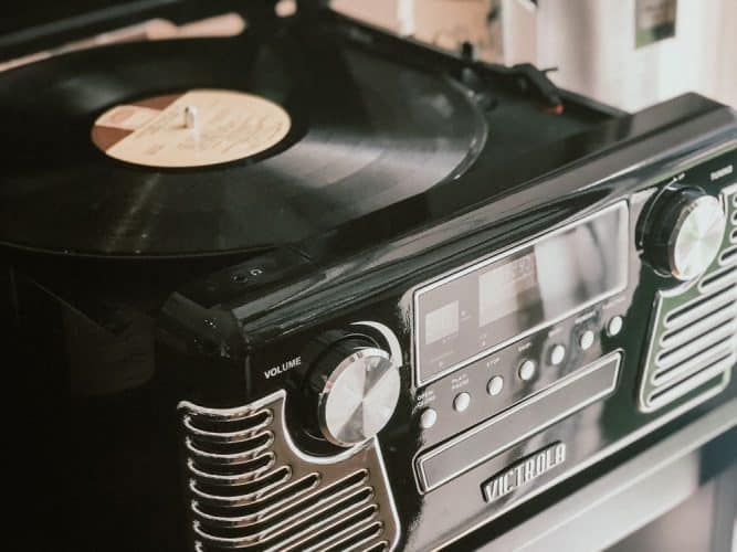 Convert Vinyl To CD (How To Do It Right)